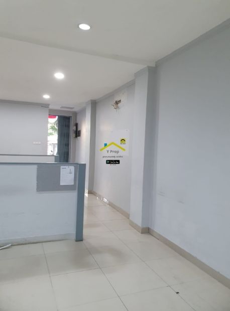 Disewakan Office Space Atau Ruang Usaha ni Disewakan Office Space Atau Ruang Usaha ni