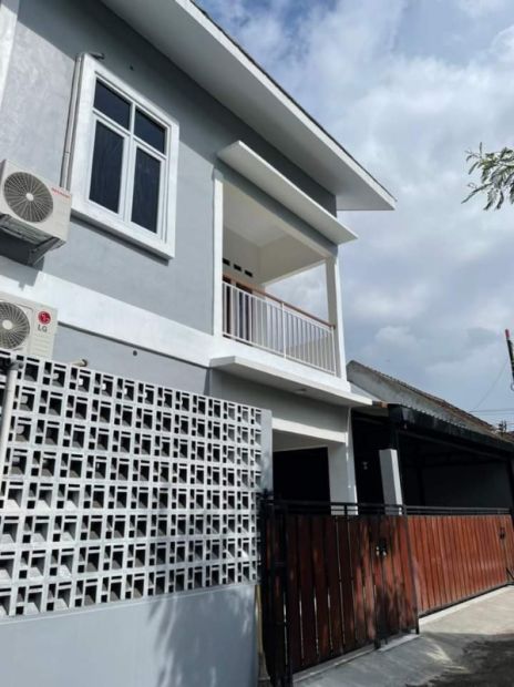 Rumah murah 2 lantai barat Samsat Sewon bonus ac Rumah murah 2 lantai barat Samsat Sewon bonus ac