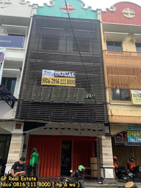 Ruko dijual di Solo Baru deretan HM LT. 175 m2 3lt jln. Ir. Soekarno Ruko dijual di Solo Baru deretan HM LT. 175 m2 3lt jln. Ir. Soekarno